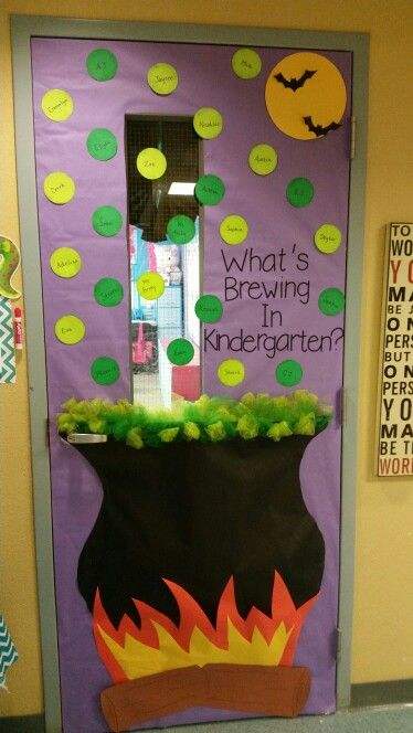 25+ DIY Halloween Classroom Door Decorations - HubPages