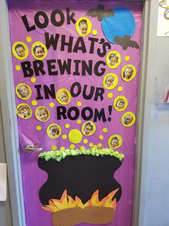 25+ DIY Halloween Classroom Door Decorations - HubPages