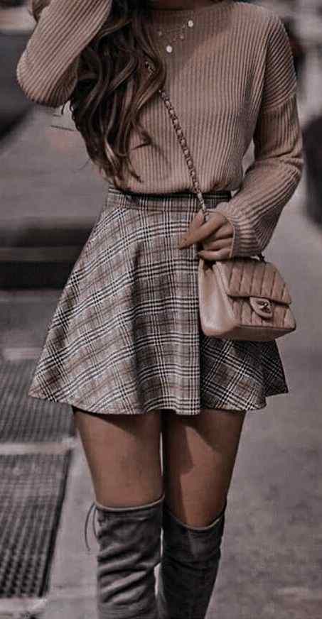 45+ Super Stylish Fall Outfits for Women 2025 - HubPages