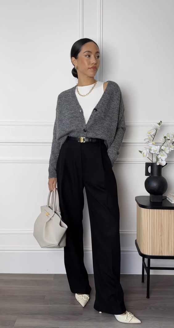 45+ Super Stylish Fall Outfits for Women 2025 - HubPages
