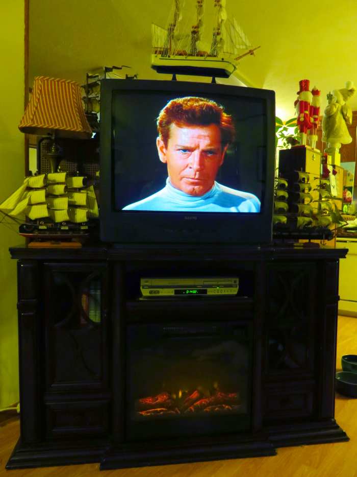 2000 Sanyo Television Model Number DS31590, Sanyo Chassis 31590-00 ...