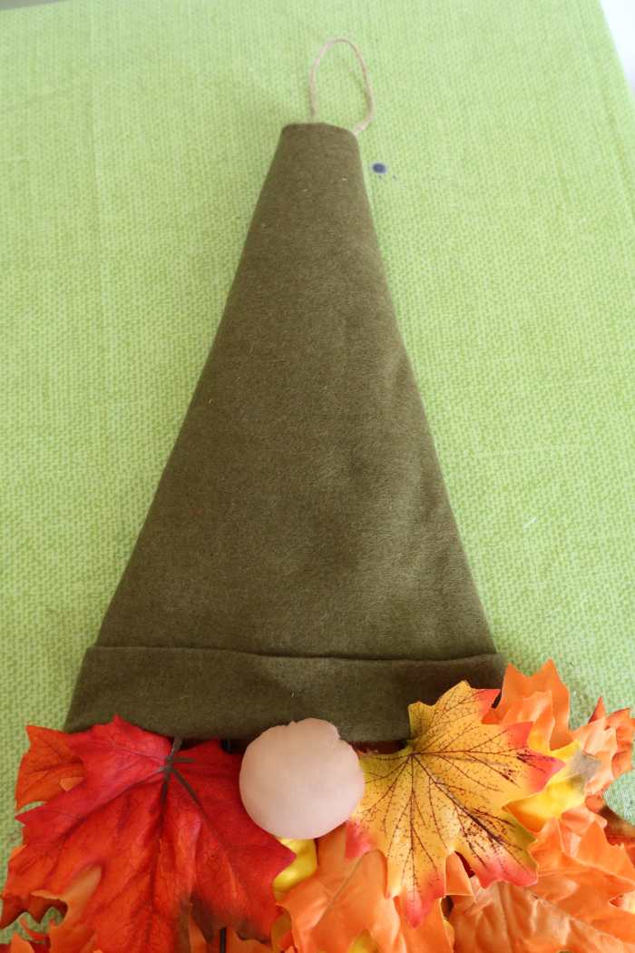 How to Make a Cute Fall Gnome Door Decoration - HubPages