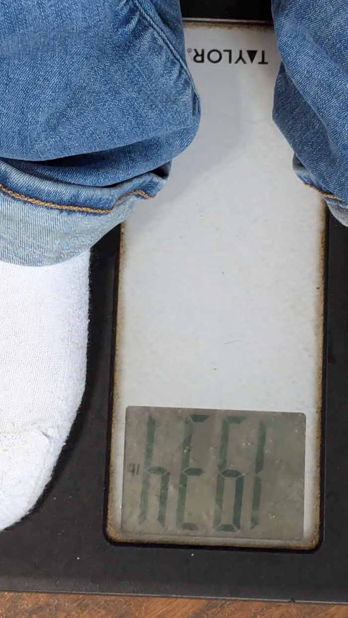 Bathroom Scale Battery Replacement - HubPages