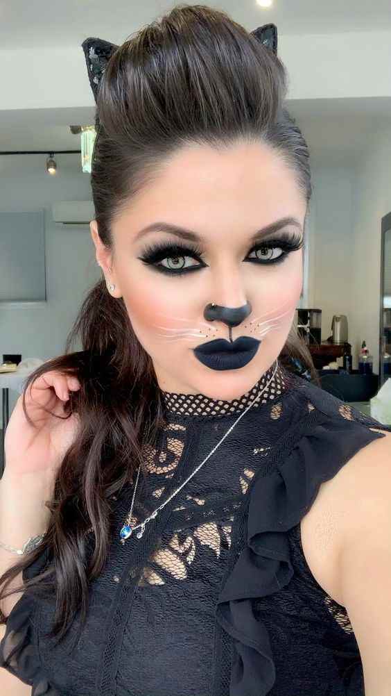 35+ Horrifying Halloween Makeup Ideas for Women - HubPages