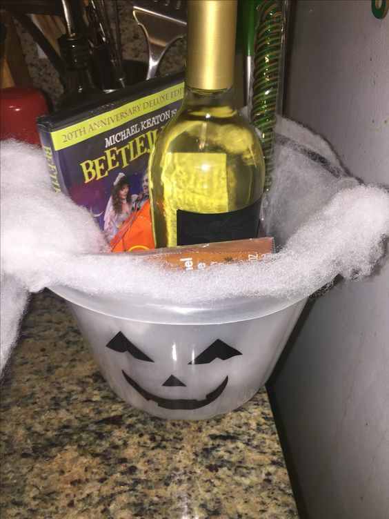 25+ Hauntingly Fun Halloween Party Prizes - HubPages