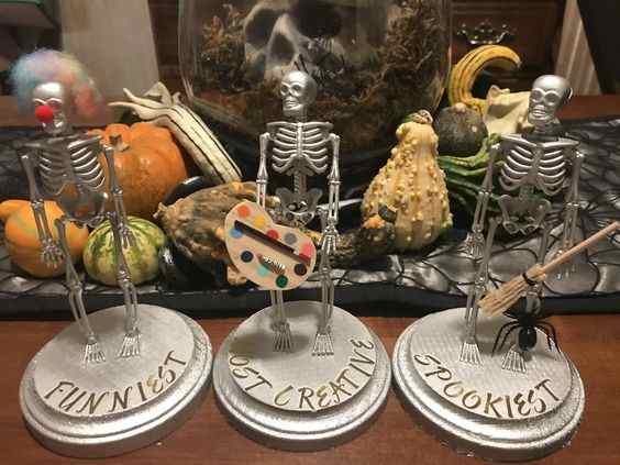 25+ Hauntingly Fun Halloween Party Prizes - HubPages
