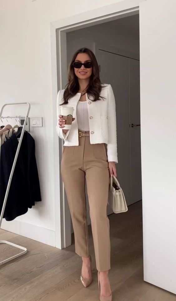 35+ Business Casual Outfit Ideas to Refresh Your Office Wardrobe - HubPages