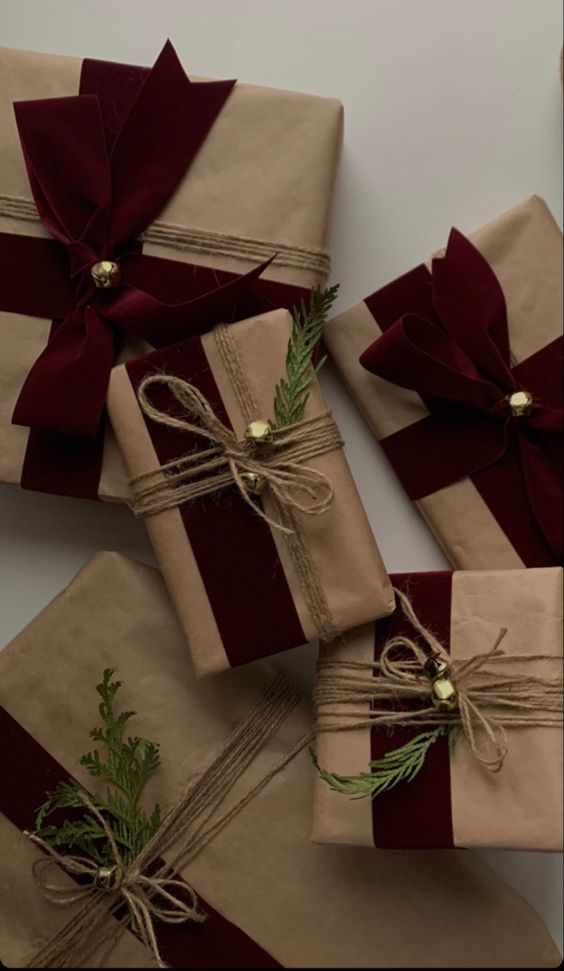 40+ Kraft Paper Christmas Gift Wrapping Ideas - HubPages
