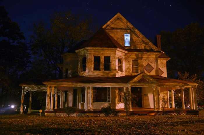 Ghosts in the Machine: Technology and the Paranormal - HubPages