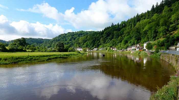 Vaga the Wanderer - Goddess of the River Wye - HubPages