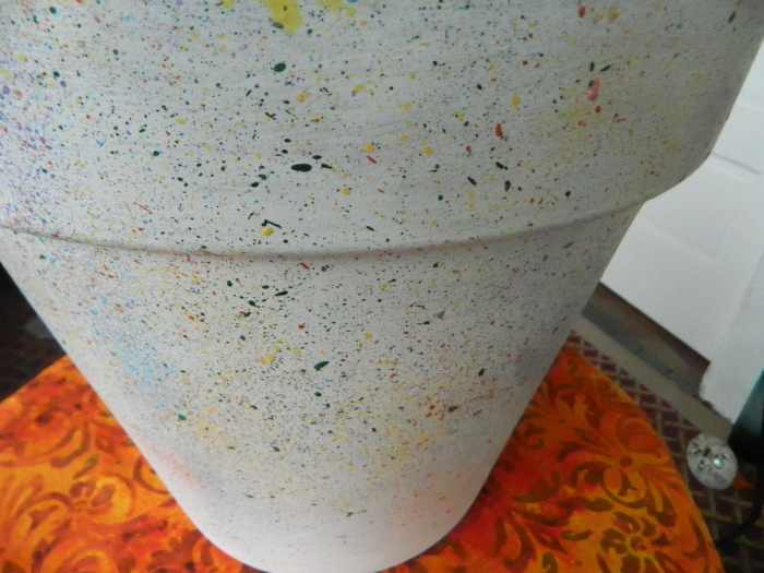Decorate Clay Pots With a Splatter-Paint Technique or Napkins - HubPages