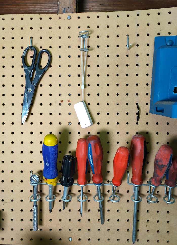 Review of the SwitchBot Hub 2 With Indoor and Outdoor Thermometer ...