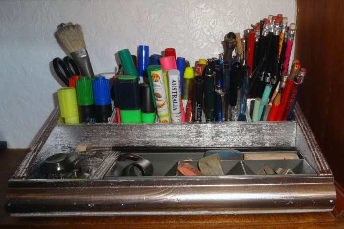 How-to Make a Bespoke Wooden Desk Tidy - HubPages