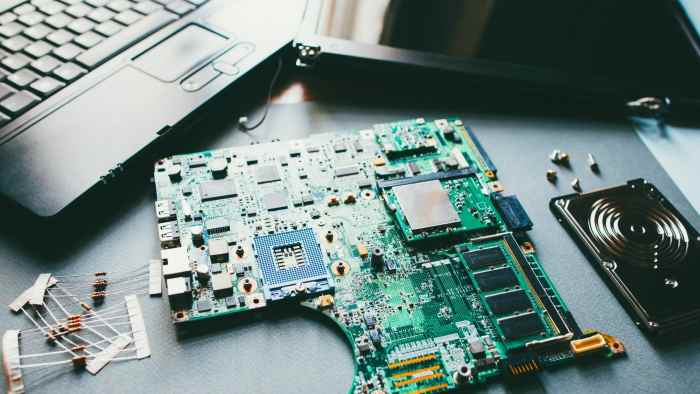 A Guide to Disassembling and Assembling a Computer System - HubPages