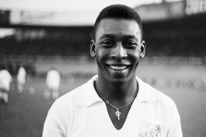 Pelé: The Football Legend Who Redefined the Beautiful Game - HubPages