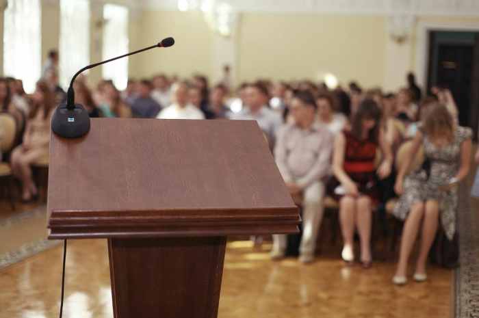 6 Easy Steps to Write a Debate Speech - HubPages