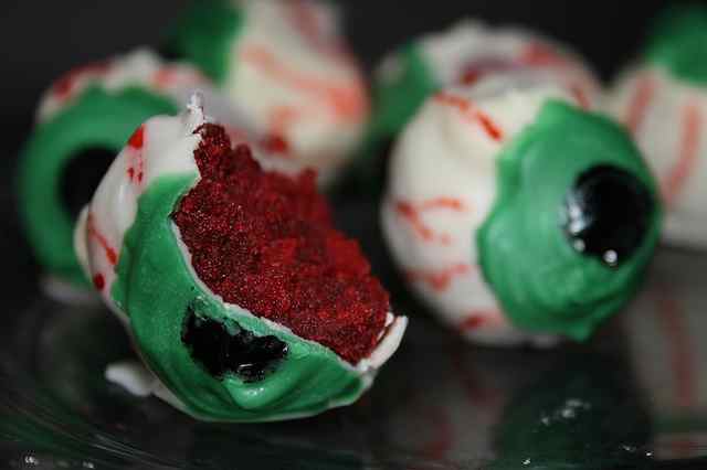 Zombie Scary Halloween Theme Cakes - HubPages