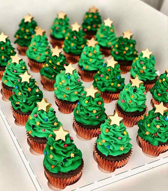25+ Adorable Christmas Cupcakes for Kids to Make - HubPages