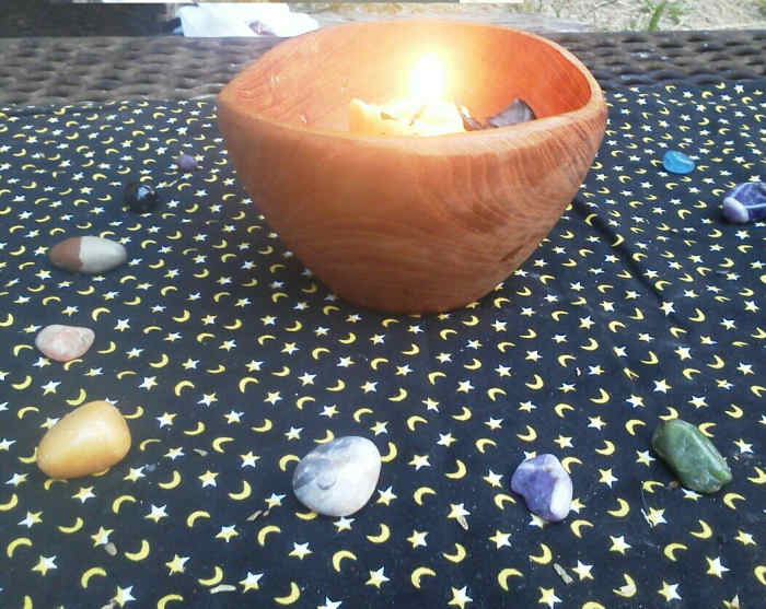How to Create an elemental manifestation altar - HubPages