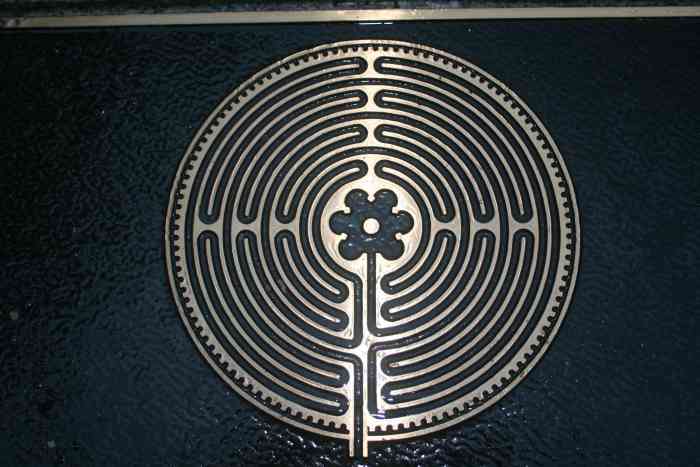 Labyrinths: The Journey to the Center of Our Souls - HubPages