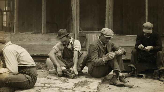 Hobo Code: The Signs and Symbols Used by Travelers of Old - Owlcation