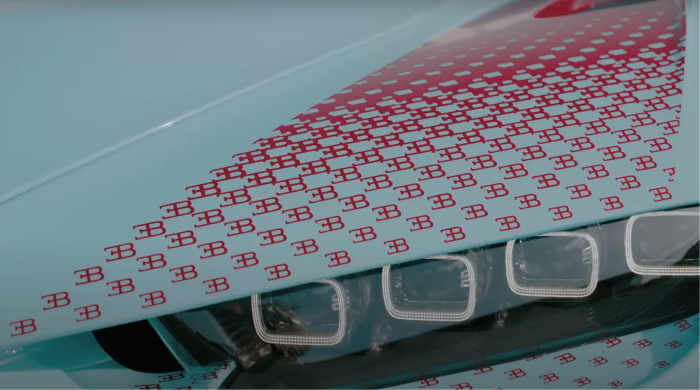 The Stripes On The Bugatti Chiron Pur Sport Grand Prix Are Tiny Bugatti ...