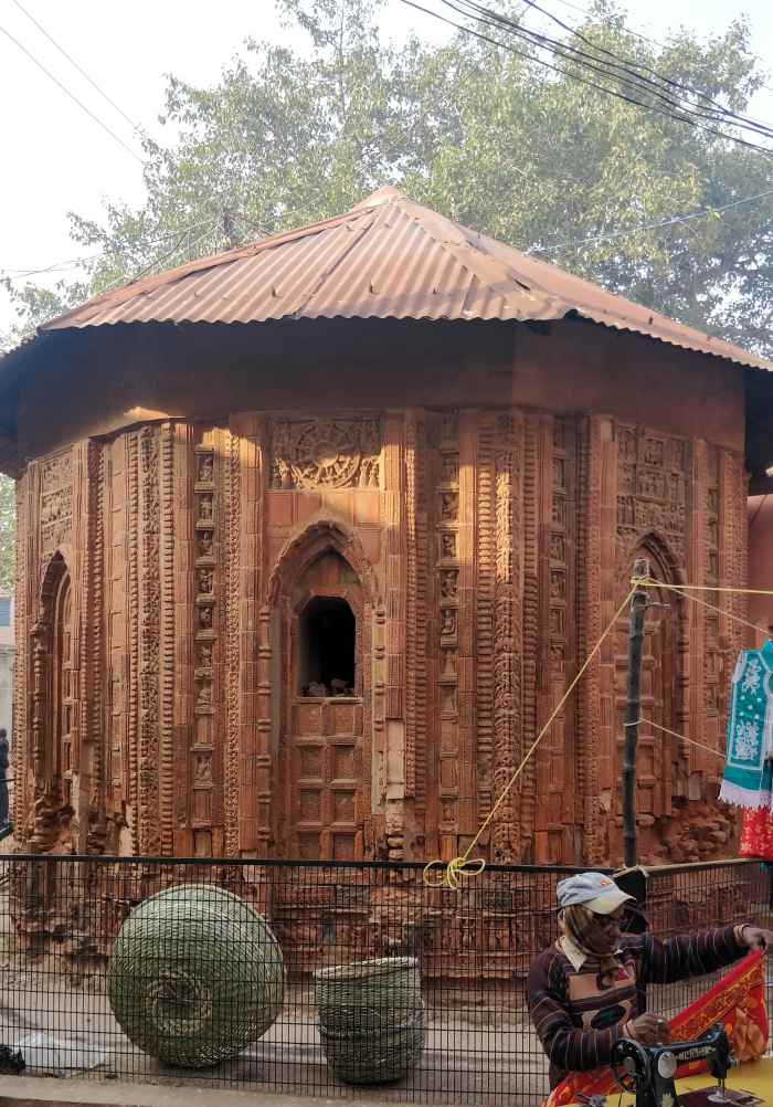 Terracotta decorations in Kali temples of West Bengal : a study of ...