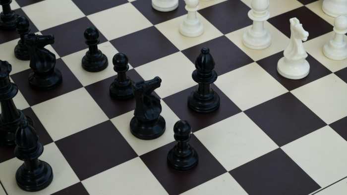How Many Squares Are on a Chessboard? A Maths Problem - HubPages
