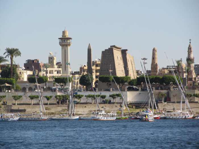 Travelling to Egypt in the Winter - Packing List and Helpful Tips ...