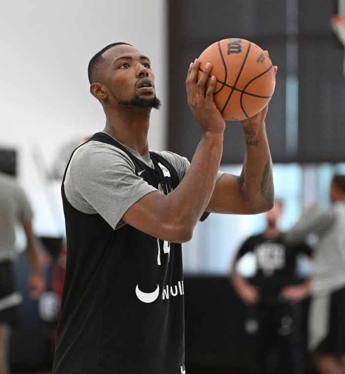 The 37 Largest Hand Sizes in NBA History - HubPages