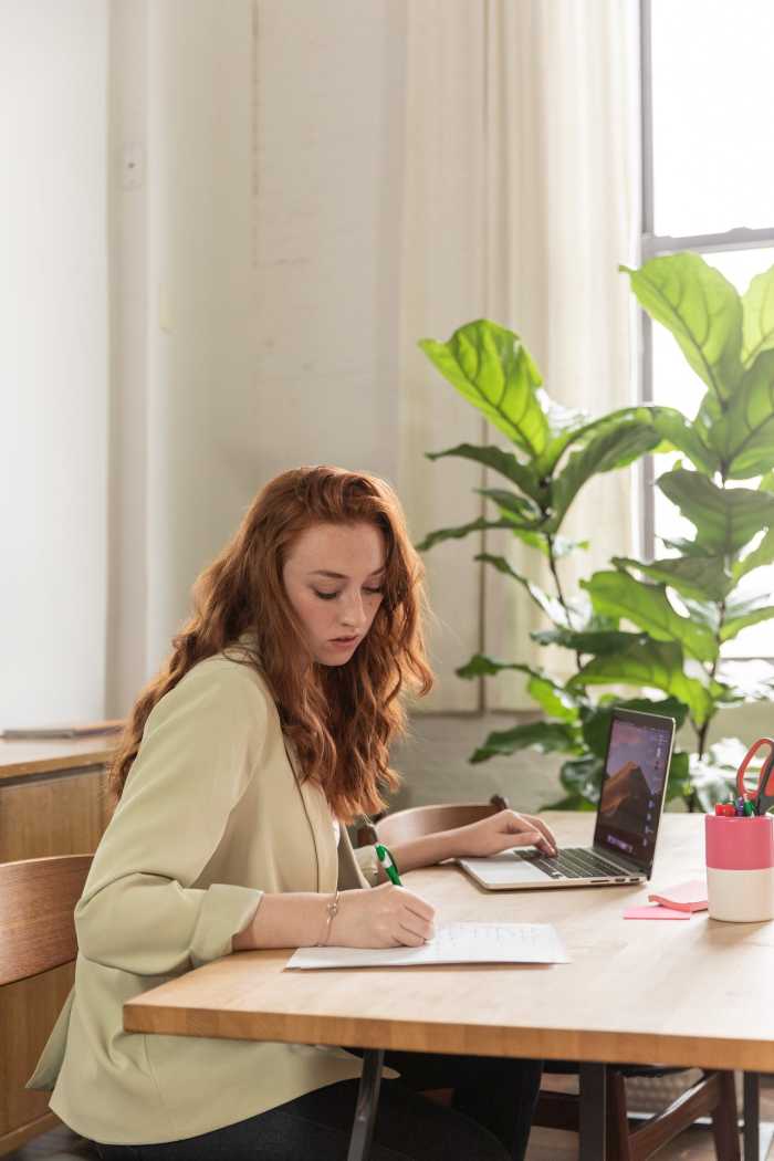 Read This Before Looking for a Freelance Writing Job - HubPages