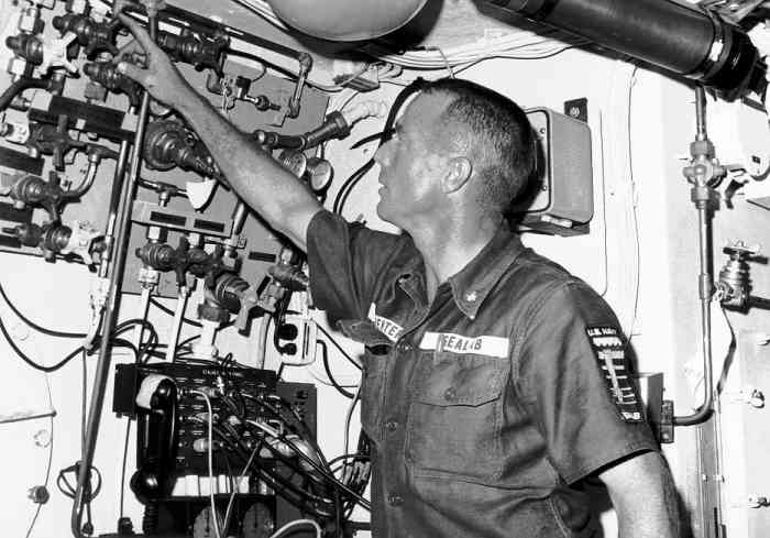 NASA Project Mercury - Scott Carpenter and Aurora 7 - HubPages