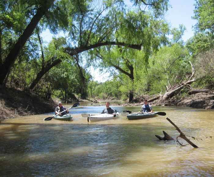 Paddlin' down the Navasota - HubPages