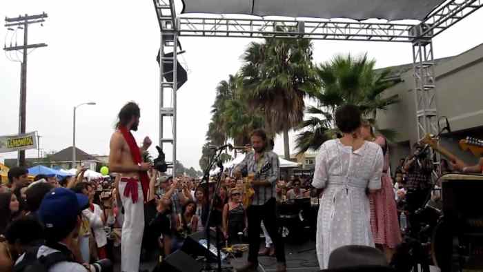 50 Best Homebody Songs for IG Reels & Stories - HubPages