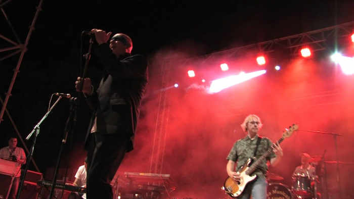 100 Best Songs About Falling Apart - HubPages