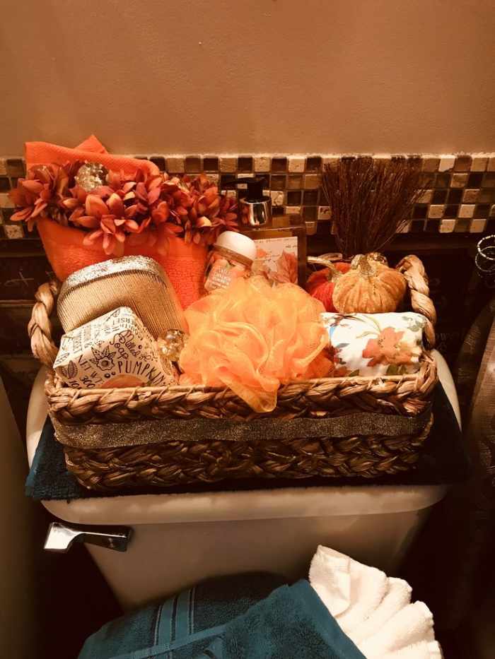 15+ Fall Bathroom Decor Ideas for Cozy Autumn Vibes - HubPages