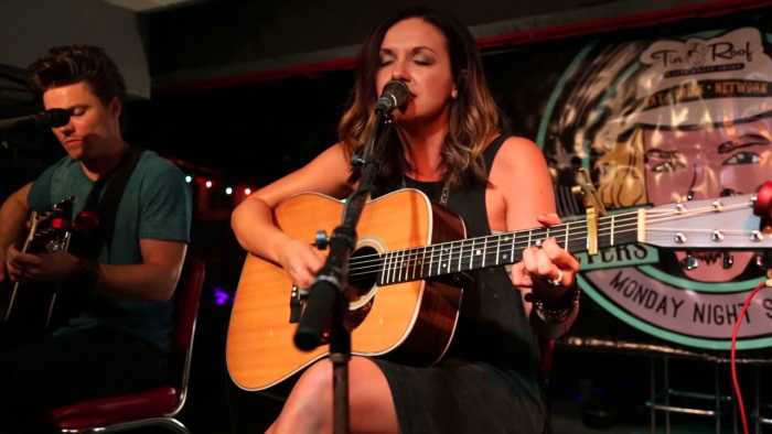 50 Best Country Songs About Feeling Unappreciated in a Relationship ...