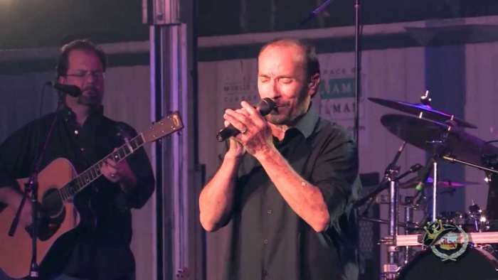 50 Best Country Songs About Our Country - HubPages