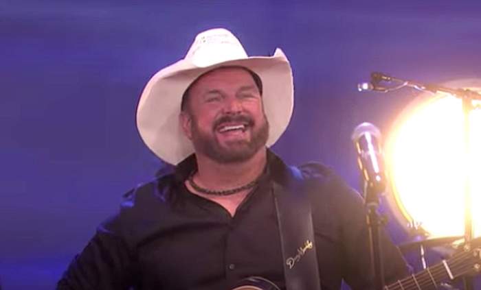 50 Best Country Songs About Rivers - HubPages