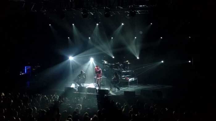 50 Best Rock Songs About Feeling Worthless and Alone - HubPages