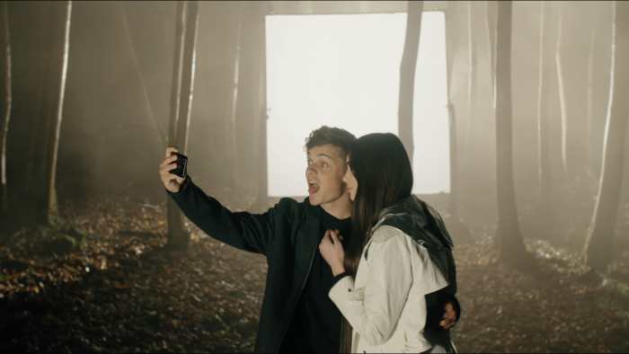 50 Best Songs About Being Lonely in a Relationship - HubPages
