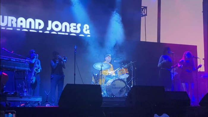 50 Best Bands Like Durand Jones and the Indications - HubPages