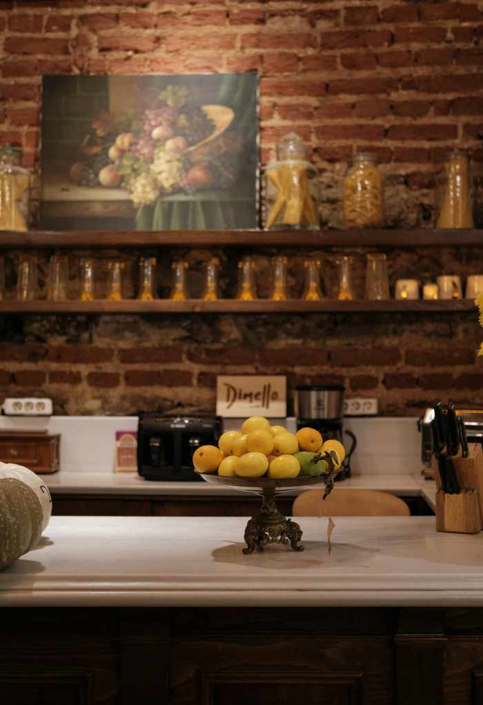 7 Simple French Bistro Style Kitchen Design Ideas for a Charming ...