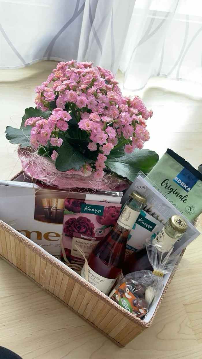 50+ DIY Christmas Presents for Family, Friends and Co-Workers - HubPages