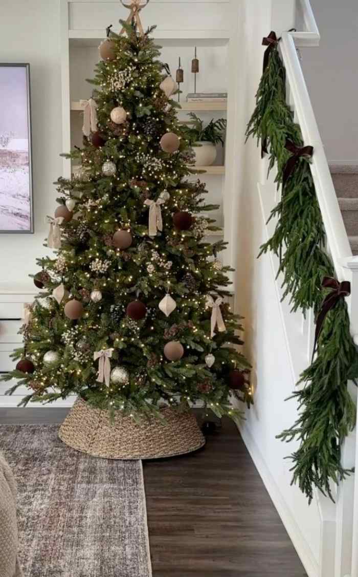 50+ Budget-Friendly Christmas Decorations You Can Make Quickly! - HubPages