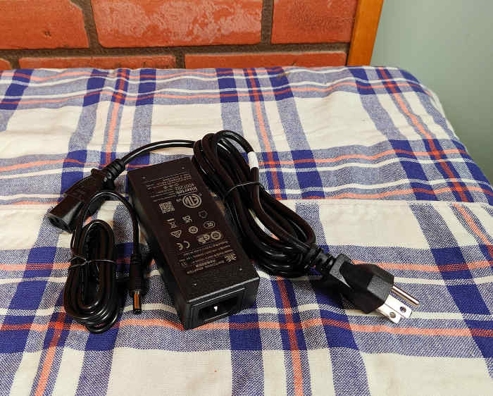 Review of the Xming Episode One Smart Projector - HubPages