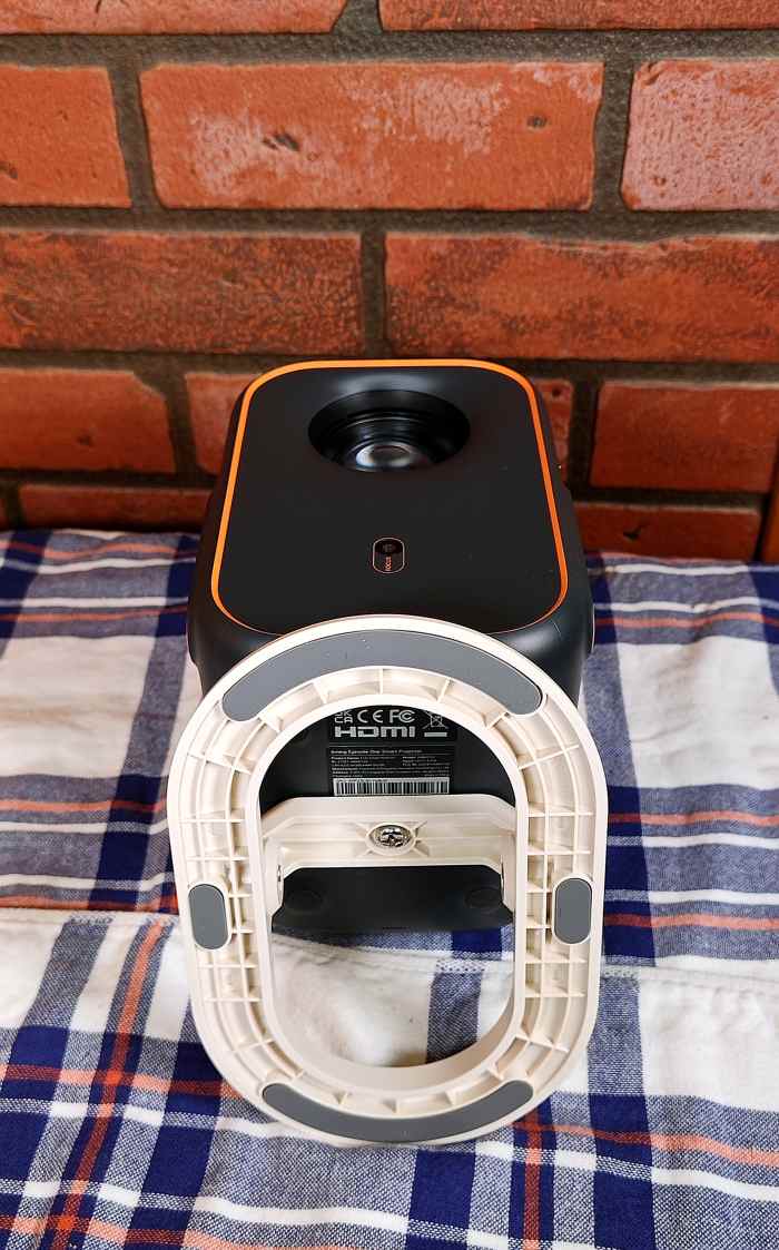 Review of the Xming Episode One Smart Projector - HubPages