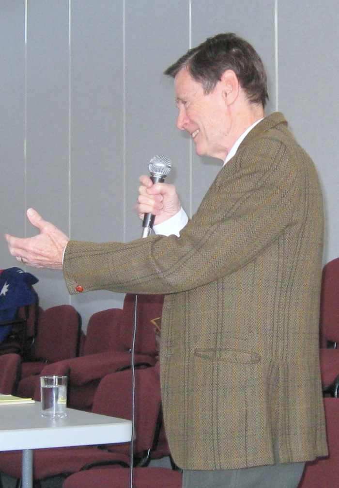 Public Speaking Tips: On Toastmaster Evaluations - HubPages