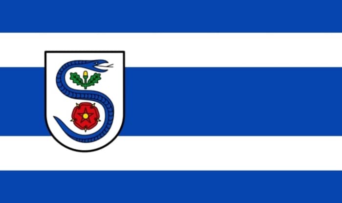 Snake Flags Around the World - HubPages