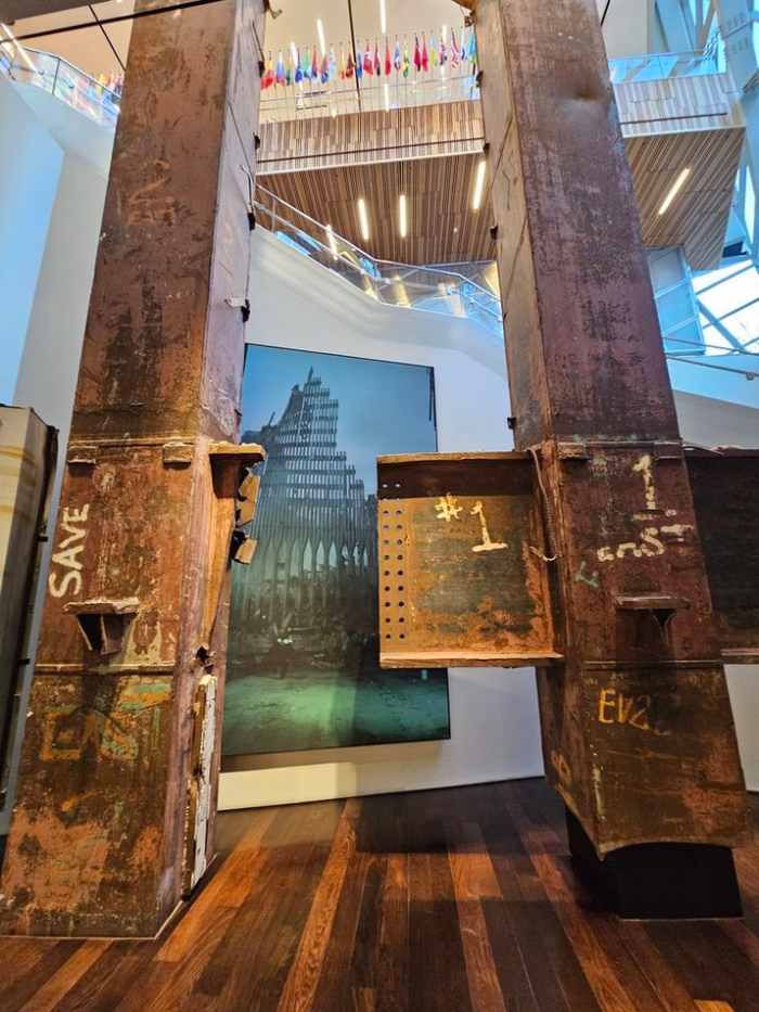 Experience NYC in December - HubPages